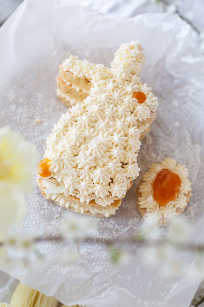 Köstliche Osterhasentorte und Dessert im Glas – detail lovin